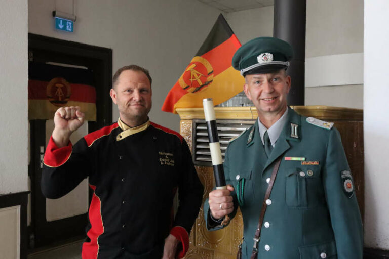 DDR Dinnershow Seid Bereit